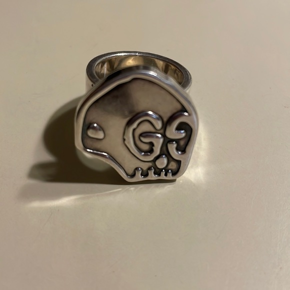 Gucci | Jewelry | Gucci Aged Silver Ghost Ring With Hamlet Skull And Gg ...